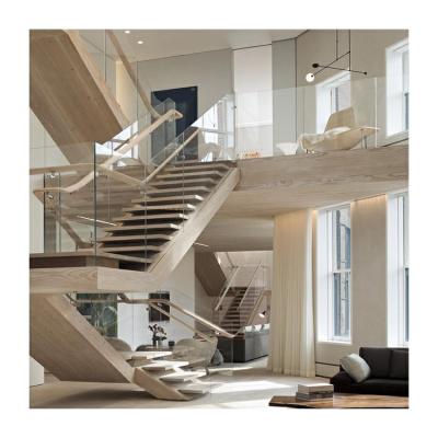 Cina Customized top quality antique straight stairs solid wood tread staircase in vendita