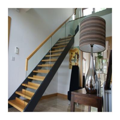 Cina Practical design newest design straight stairs wood step staircase in vendita