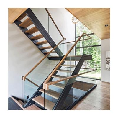 Cina Large favorably straight portable stairs rubber wood staircase in vendita