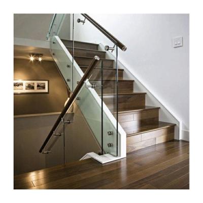 Cina Factory direct supply decorative straight stairs steel stringer wood staircase in vendita