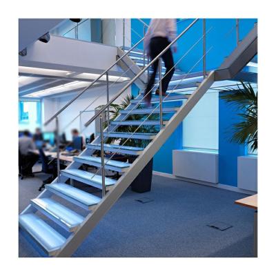 Cina Hot selling l sharp staircase double stringer glass railing stair modern indoor straight stairway in vendita
