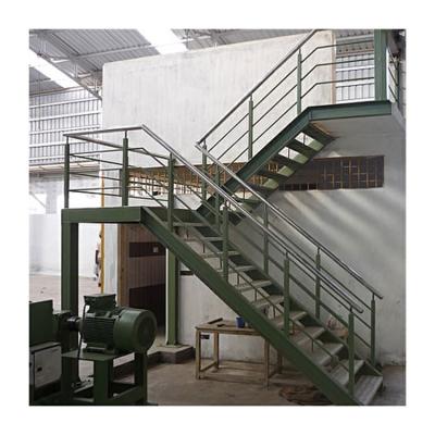 中国 Prefabricated exterior stairs middle stringer steel structure decorative metal staircase 販売のため
