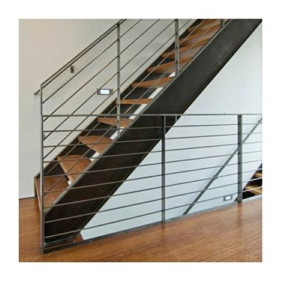 Cina New design straight staircase indoor steel railing wood stairs in vendita