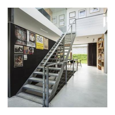 Cina Best selling prefab straight glass railing staircase customized color wooden tread stair in vendita