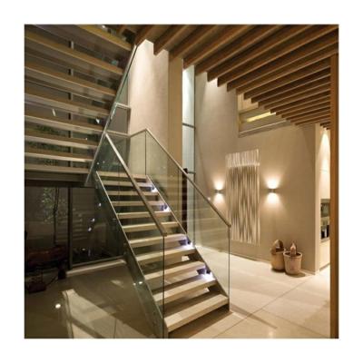 Cina Best selling prefab straight glass railing staircase customized color wooden tread stair in vendita