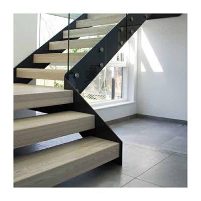Cina Residential marble tread straight staircase customized solid wooden tread stair in vendita