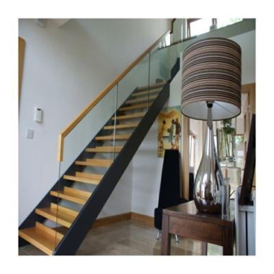 Cina Factory price timber straight stairs classic wooden staircase in vendita