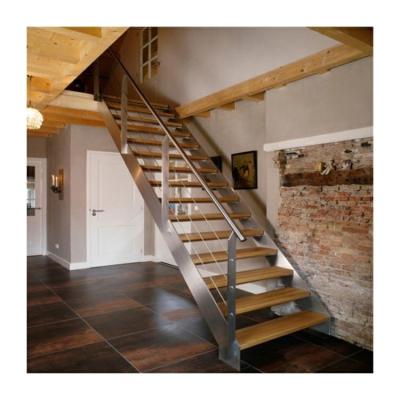 Cina Latest fashion european style straight stairs high level wood box tread staircase in vendita