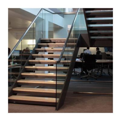 Cina Latest fashion european style straight stairs high level wood box tread staircase in vendita