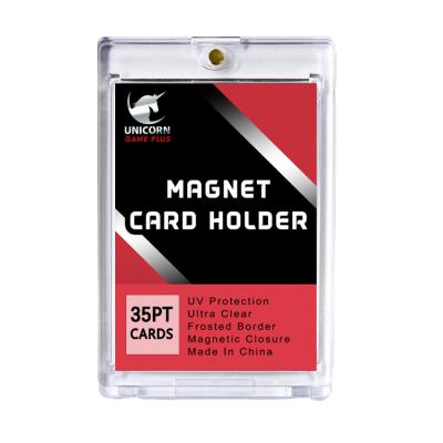 China UV Protection Magnetic Card Holder for 35pt Cards in Rigid Polypropylene Clear Trading Card Case for sale