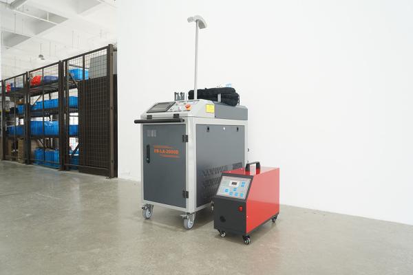 Quality 1200W/1500W/2000W/3000W 4 in 1 Laser Double Axis Handheld Welding Laser Machine for sale