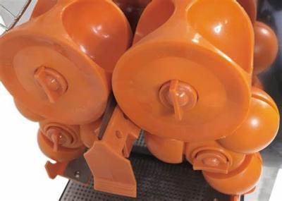 Cina Macchina arancio automatica di montaggio superiore degli spremiagrumi della ruggine anti in vendita