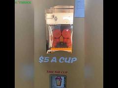A máquina de venda automática saudável Wifi do suco de laranja do processo visível de Juicing inventa o pagamento das cédulas