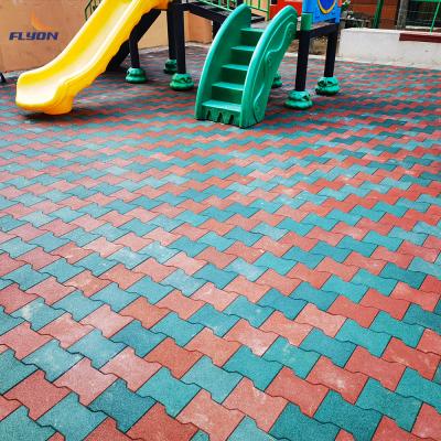 China Rectangular Rubber Flooring Mat For Noise Reduction In Indoor / Outdoor Areas for sale