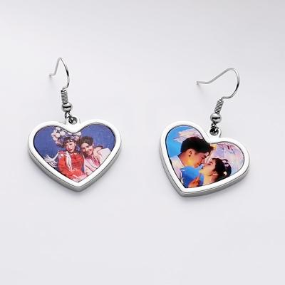 Chine Boucles d'oreilles à sublimation métallique avec insert métallique à vendre