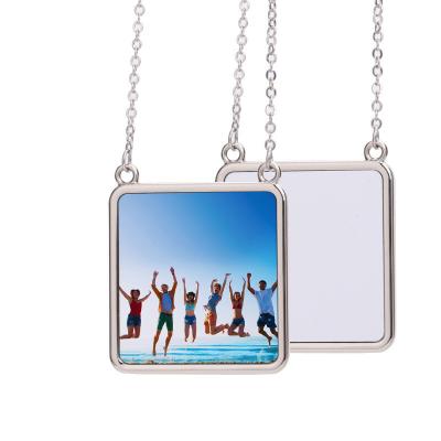 China Sublimation Printing Personalized Gift DIY Square Sublimation Blank Necklace For Woman Man for sale
