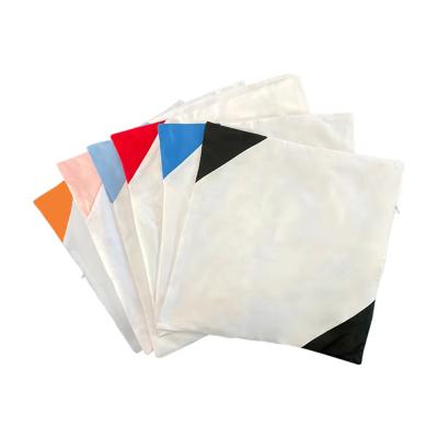 China Impresión personalizada de doble lado en blanco de la almohada de sublimación de la caja 40 * 40CM poliéster de color de la esquina de la almohada de sublimación en blanco en venta