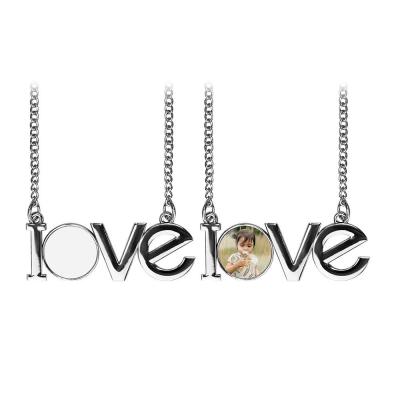 China Sublimatie Blank Necklace Love Shape DIY Foto Print Metal Charms Sublimatie Necklace Hangers Te koop