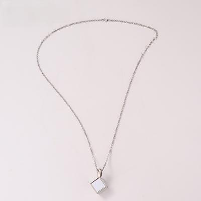 중국 3D 큐브 사진 프레임 목걸이 맞춤형 빈 승화 다이스 큐브 메모리 사진 펜던트 목걸이 판매용