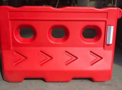 Cina 1 Die Head Accumulator Blow Moulding Machine For Plastic Traffic Guardrail in vendita