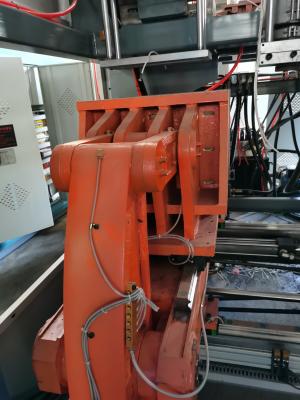 Cina Doppia stazione alta velocità della macchina dello stampaggio mediante soffiatura del barilotto di 1 strato per la bottiglia di plastica in vendita