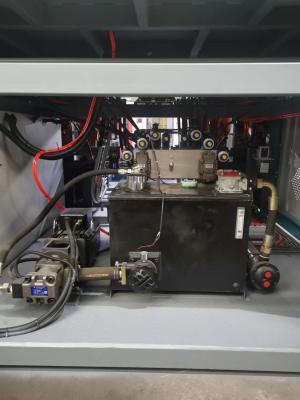 Cina Testa continua dello stampaggio mediante soffiatura 1 dell'estrusione di 2 colori, macchina dello stampaggio mediante soffiatura di 1000bph 2l in vendita