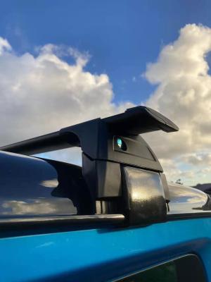 Cina Black Aluminum Roof Rack Cross Bars car top luggage rack for Isuzu Jimny 2020 in vendita