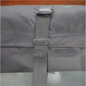 Cina SunSing 8402 Universal 600D Polyester Car Roof Bag Durable for Travel Luggage Used for Car Roof Mounts in vendita