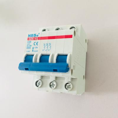 China Proteção atual diminuta do curto-circuito do interruptor da série de NBSe DZ47 à venda