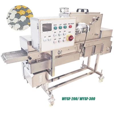 China Popular Burger Patty Panko Coating Machine Panko Bread Crumb Machine Chicken Fillet Powder Sprinkling Machine for sale
