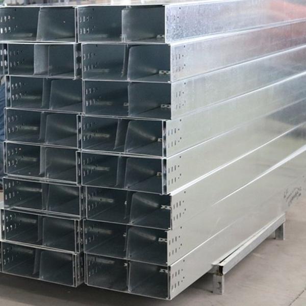 Quality Streamline Powder Coated Perforated Cable Tray / Painted Non Ferrous Cable Tray Anti Slip Surface for sale