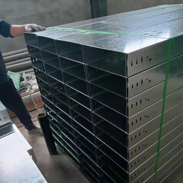 Quality Wall Mounted Or Floor Mounted Galvanized Cable Tray Thickness 1.0mm-2.5mm for sale