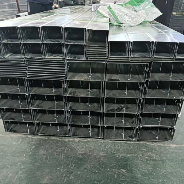 Quality Indoor Galvanized Cable Tray Versatile Solution For Indoor And Outdoor Cable Management Height 25mm-150mm for sale