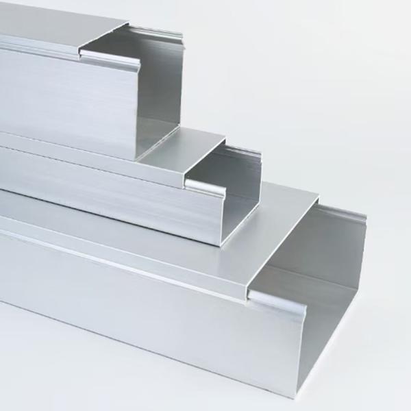 Quality Indoor / Outdoor Aluminum Cable Tray 0.7-3.0umfor Neat And Tidy Cable Management for sale
