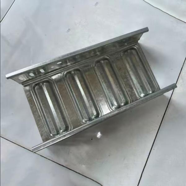 Quality 3m 6m Length Molded Reinforced Metal Cable Tray For Wall Mounted Or Hanging Type for sale