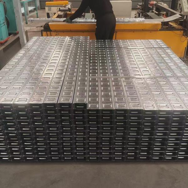 Quality Fire Resistance Class A Molded steel cable tray 50mm 1000mm Height 25mm 150mm for sale