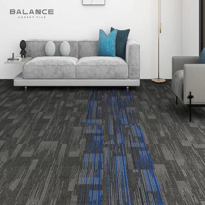 Cina Appartamento Moderno Grandi Piastrelle tappeto di nylon lavabile con loop taglio Tufted pila geometrica in vendita