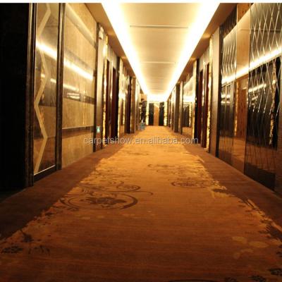 Cina Supporto taglie personalizzate tappeti per corridoi di hotel moderni con disegno floreale Jacquard personalizzato in vendita