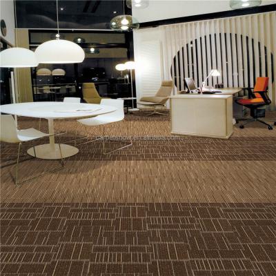 China 100% PP Stripe Design Office Carpet Tile BALANCE voor de commerciële sector van Maleisië Te koop