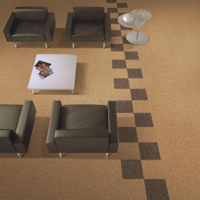 Cina Piastrelle di tappeto in PVC con backcontec per pavimenti per uffici commerciali in vendita