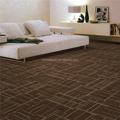 中国 460 g/sqm スタイルの重量 100% PP ストライプデザイン カーペットタイル オフィス ホテル プロジェクト 販売のため