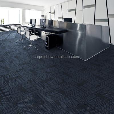 Cina 50*50cm Tufted Moderno Office PP Carpet Tile con bellissimo colore in vendita