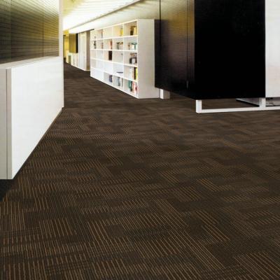 中国 ホテル モダン 100x100 PVC カーペット ティーン ベッドルームと 520g/sqm 積み重量 販売のため
