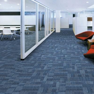 中国 ホテル モダン 100x100 PVC カーペット ティーン ベッドルームと 520g/sqm 積み重量 販売のため