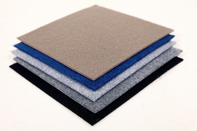 中国 カーペットタイル スーパー9月プロモーション 30cmx30cm/ 46cmx46xcm 500g/sqm 販売のため