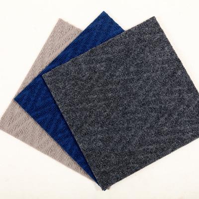 中国 カーペットタイル スーパー9月プロモーション 30cmx30cm/ 46cmx46xcm 500g/sqm 販売のため