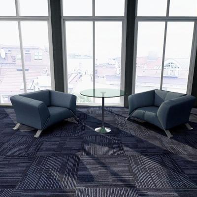 Cina 500x500 tappeto per hotel con supporto in PVC verde e costruzione di pile a ciclo in vendita