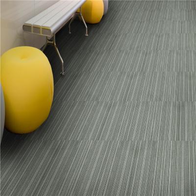 China 50x50cm PP Loop Pile Carpet Tile for Office Hotel Home Bedroom Floors in Stripe Pattern for sale