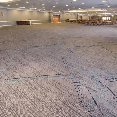 中国 オーダーメイド バックリング ブロードルーム ナイロンカーペット 2m x 4m ホテルの廊下用 青いストライプ付き 防火 販売のため