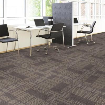 China Commercial Cut Pile Nylon Carpet Tile Square Striped Pattern para escritórios e quartos de hotel à venda